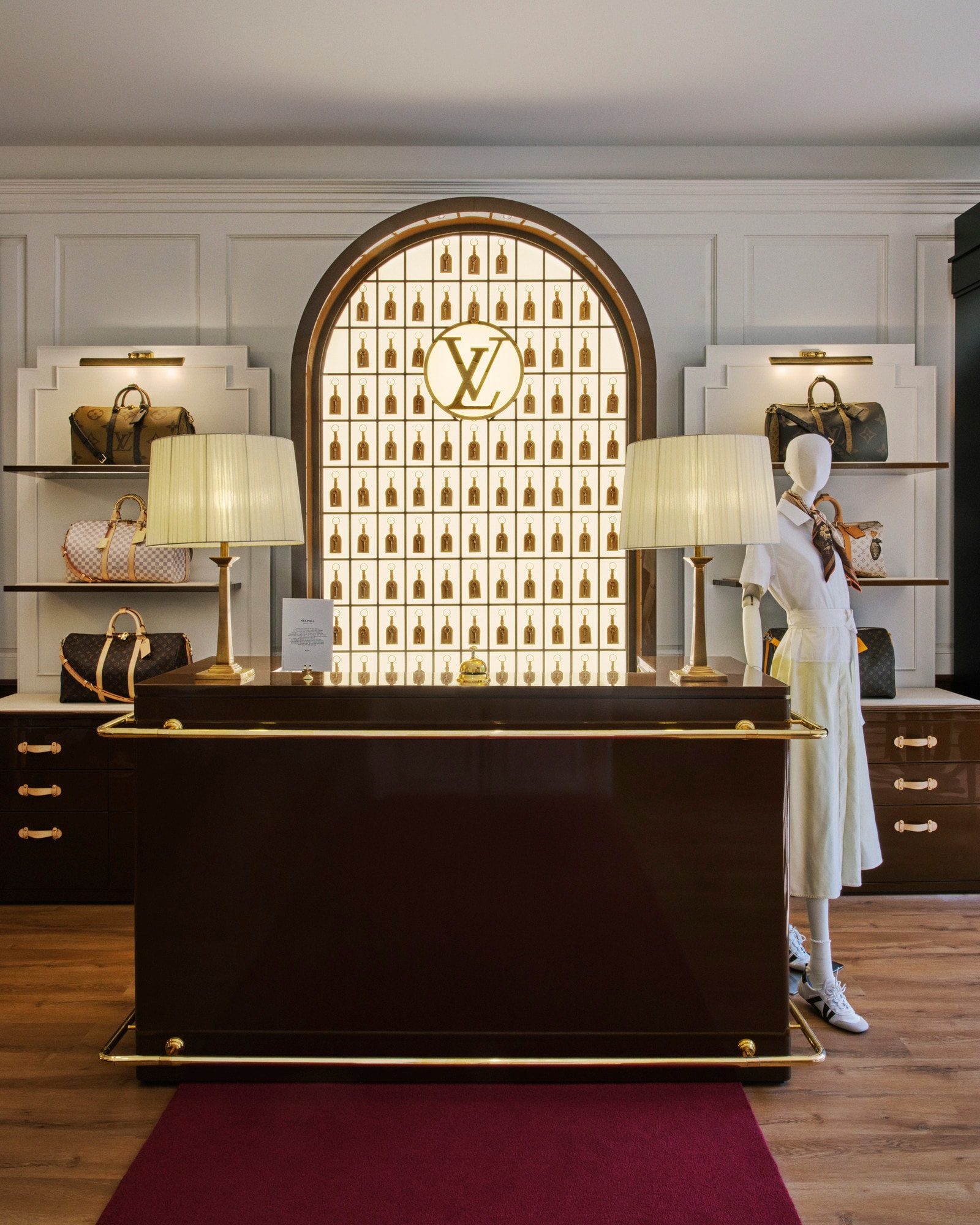 LOUIS VUITTON LONDON HOTEL | LOUIS VUITTON | LOUIS VUITTON