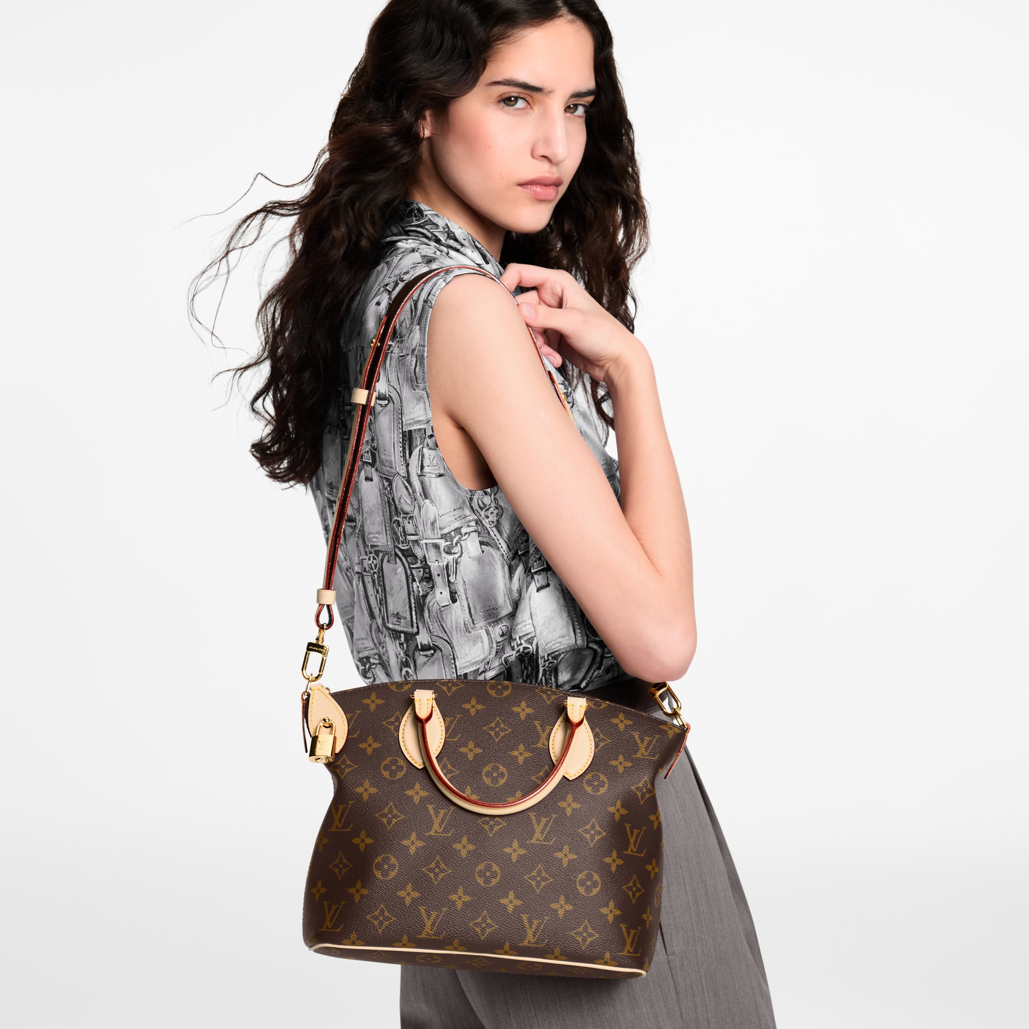 Neo Lockit PM Monogram Canvas - Handbags | LOUIS VUITTON